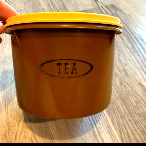 Tupperware | Kitchen | Vintage Tupperware Tea Container With Lid | Poshmark